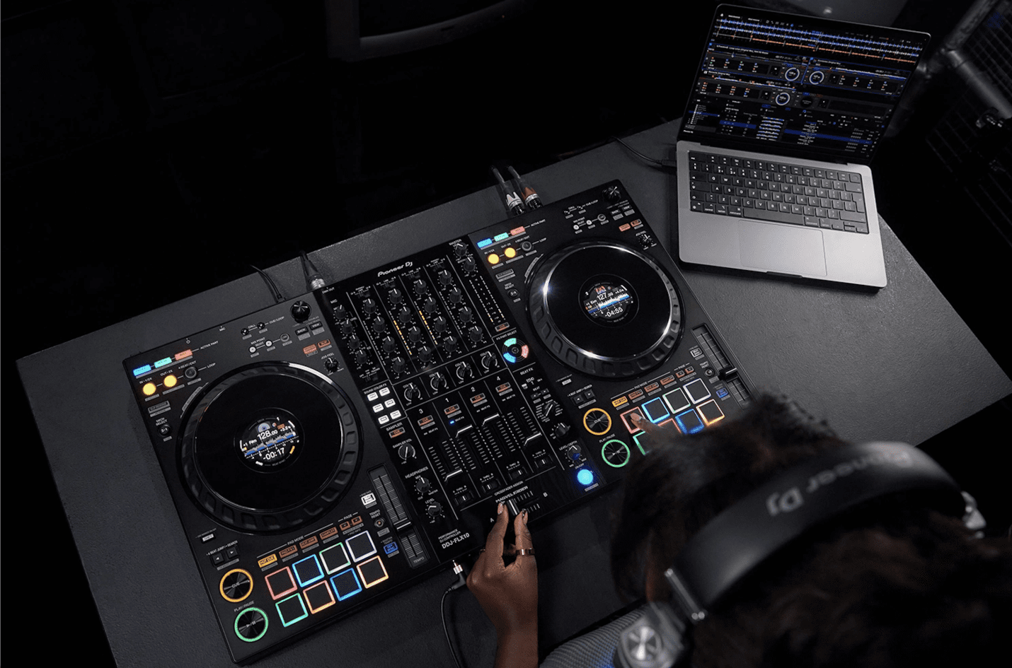 Pioneer DDJ-FLX10: Neuer Mashup-Controller mit Stems und DMX vorgestellt - DJ LAB